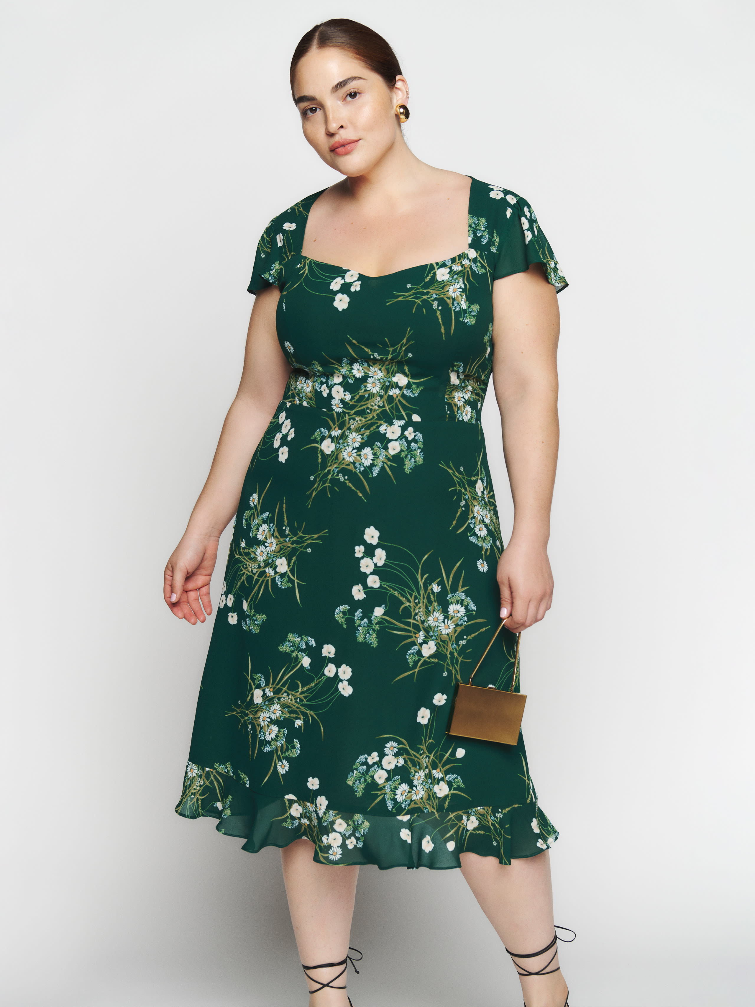 13 Best Plus-size Reformation Dresses 2023 - Wear Next.