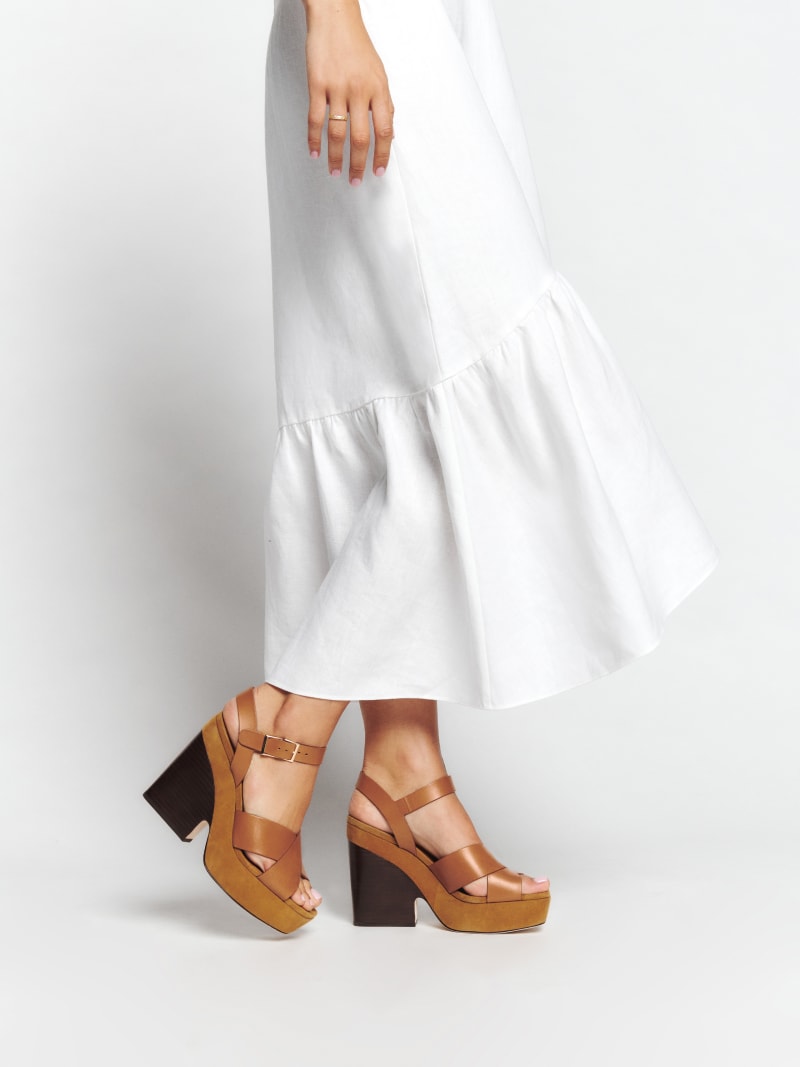 Juna Platform Sandal