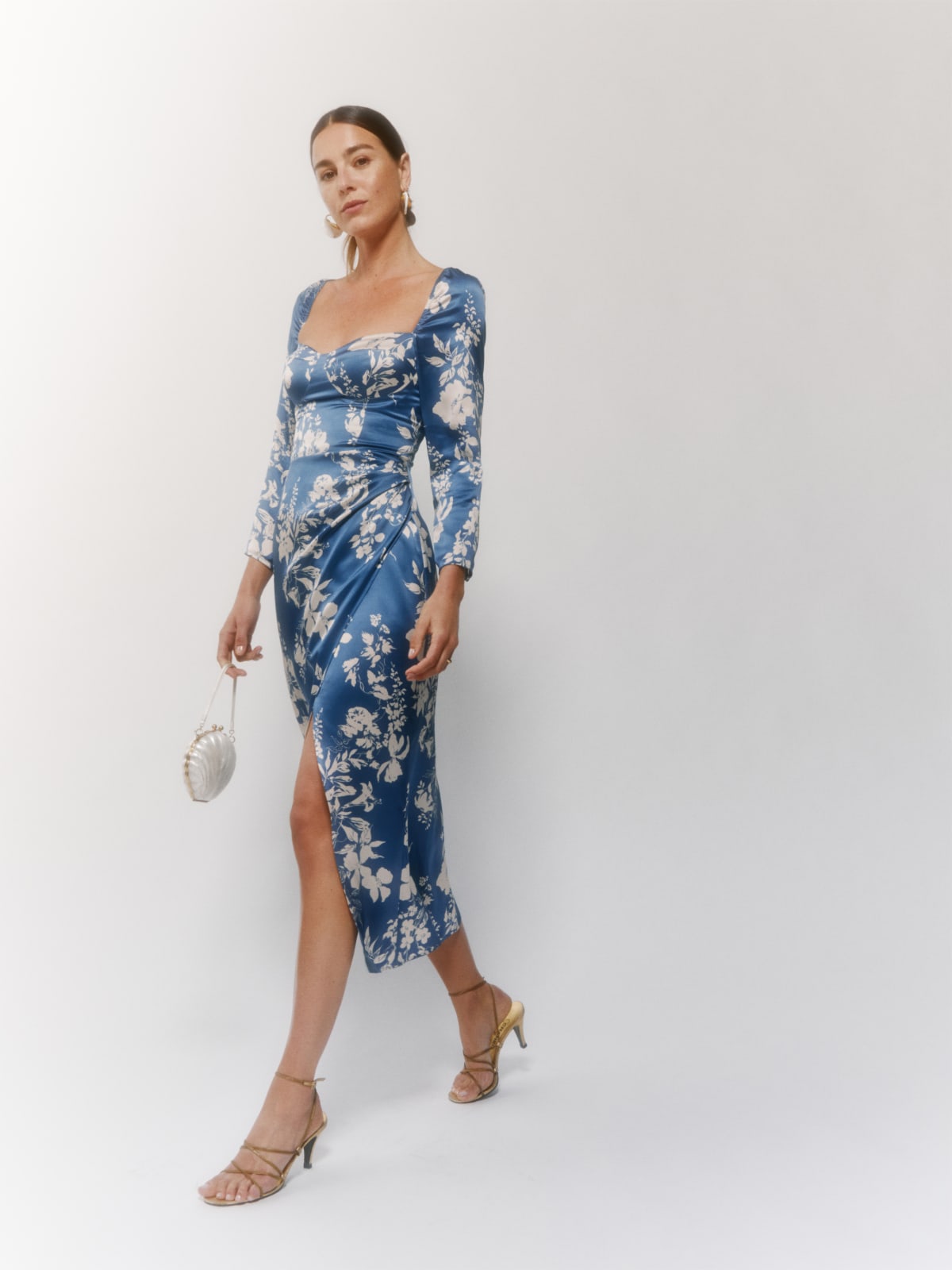 Donosimo ti nekoliko ideja što odjenuti za vjenčanje u proljeće ...